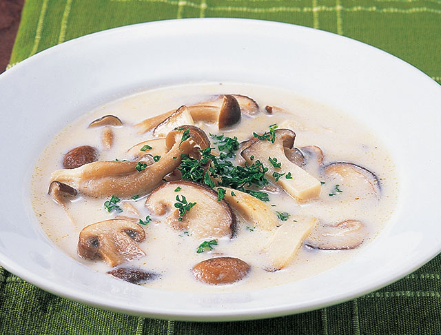 きのこの簡単スープのレシピ｜ぱくぱく献立くん（料理レシピ）